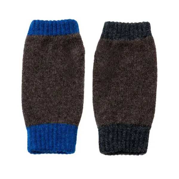 MÀIRI M MACLEOD Cashmere Effie Elderberry Wrist Warmers - Black/blue/brown