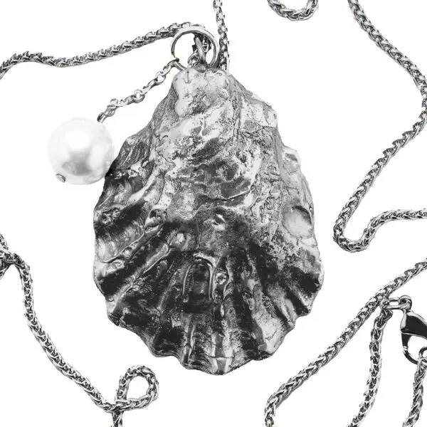 Lovard Oyster Shell Pendant Necklace - Silver