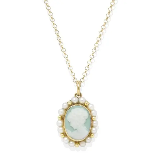 VINTOUCH ITALY Cameo Necklace With Pearls - Green