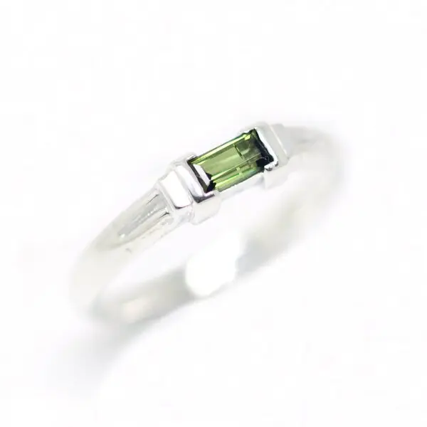 ETTA BURTON JEWELLERY Sterling Silver Gemstone Ring - Silver/green