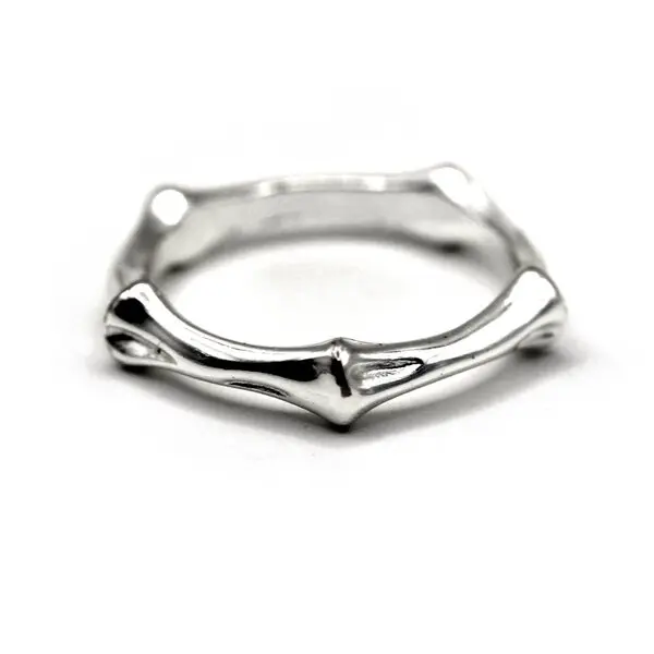 VICSTONENYC FINE JEWELRY 14k Gold Band Ring - White