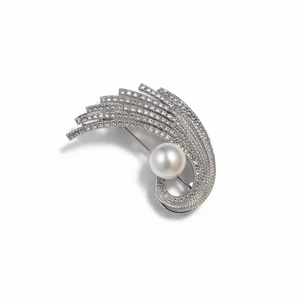 NUVV COLLECTION Neutrals Crystal Arc Pearl Brooch - Gray