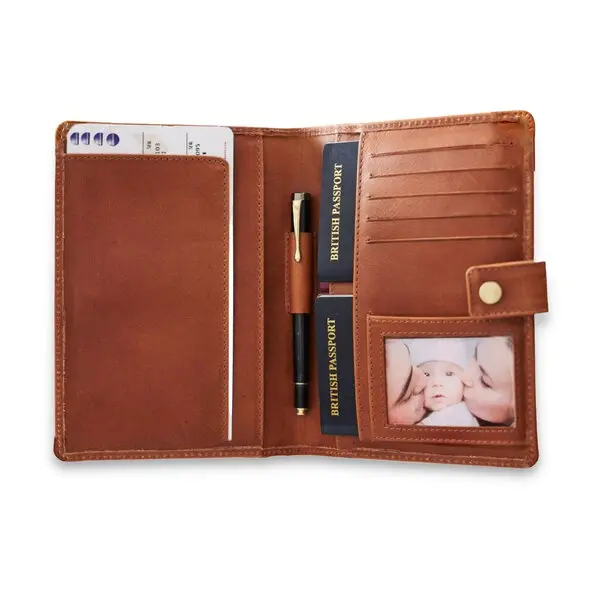 VIDA VIDA Multi Passport Leather Travel Wallet - Brown
