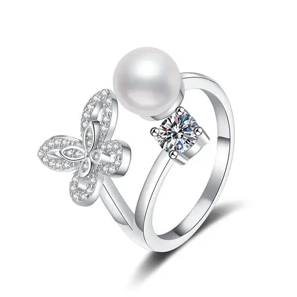ANGEL BAROCCO Butterfly Pearl And Moissanite Ring - Silver