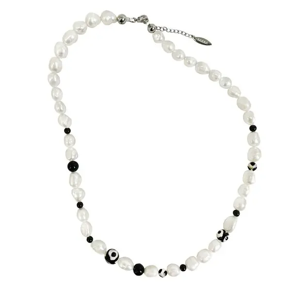 FARRA Freshwater Pearl And Dzi Agate Necklace - White