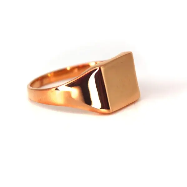 VICSTONENYC FINE JEWELRY Square Signet Ring - Rose Gold