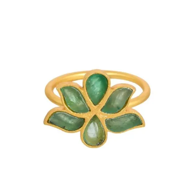 OPIUM JEWELS Water Lotus Ring Emeralds - Gold/green