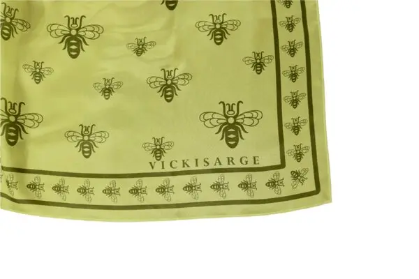 VICKISARGE The Silk Bee Scarf - Green