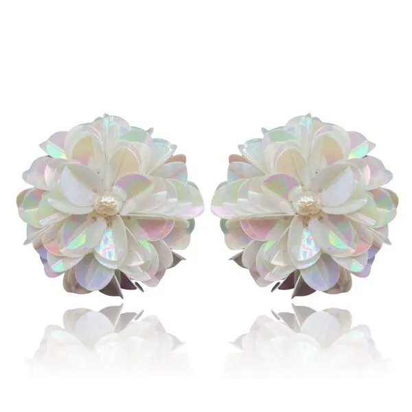PINAR OZEVLAT Blossom Stud Earrings - White