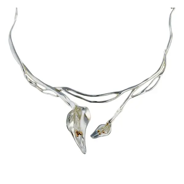 ISLA SILVER Lily Flower Sterling Silver Statement Necklace - Gold/silver