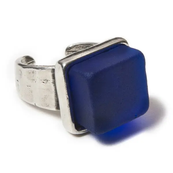 SMART GLASS JEWELRY Recycled Glass Cocktail Ring - Blue