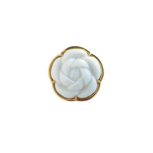 POPORCELAIN Camellia Brooch - Gold/white