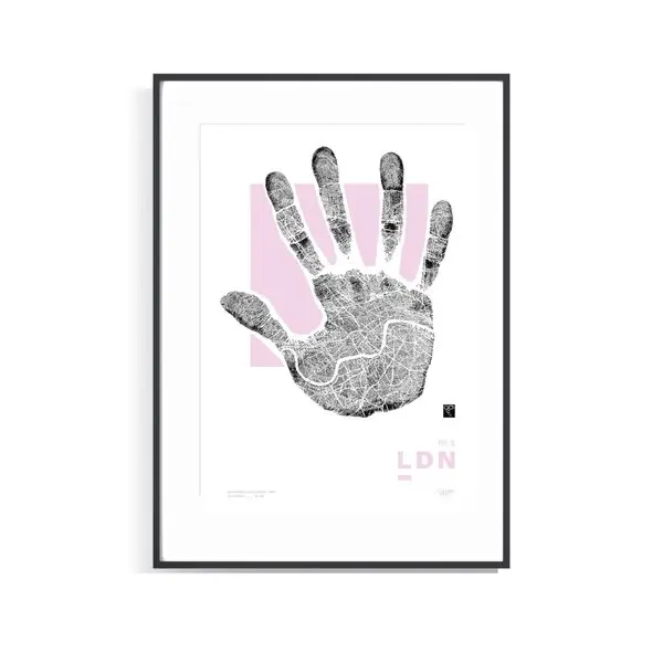 Curiosity Snug Hi-five Series Ldn London Limited Edition Print - Pink