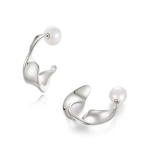 CLASSICHARMS Chunky Wave Hoop Earrings - Silver