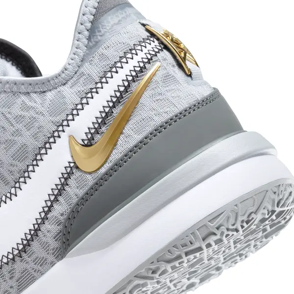 Nike Lebron Nxxt Gen Basketball Shoes