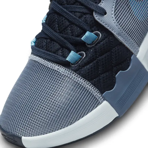 Nike Lebron Witness Basketball Shoes - Blue