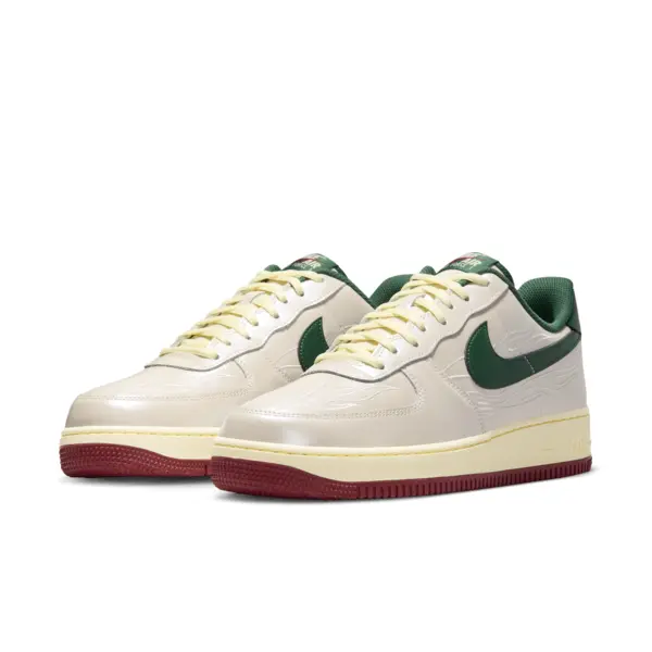 Nike Force 1 '07 Lv8 Sneakers