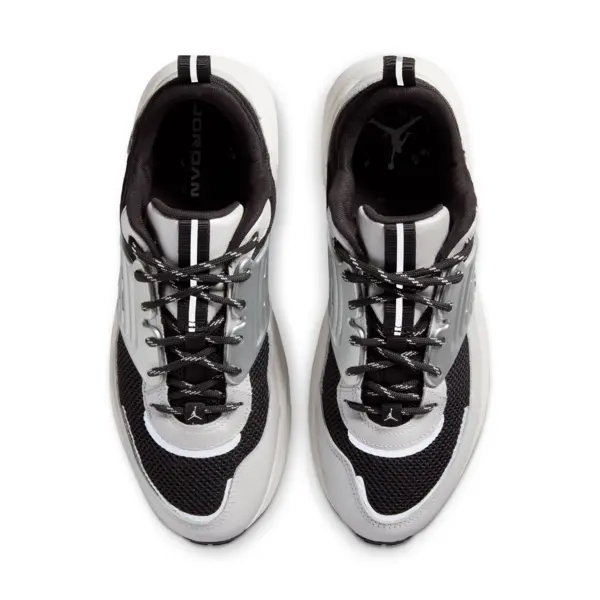 JORDAN Trunner O/s Sneakers - Grey