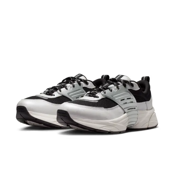 JORDAN Trunner O/s Sneakers - Grey