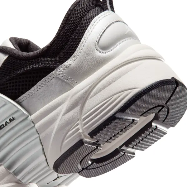 JORDAN Trunner O/s Sneakers - Grey
