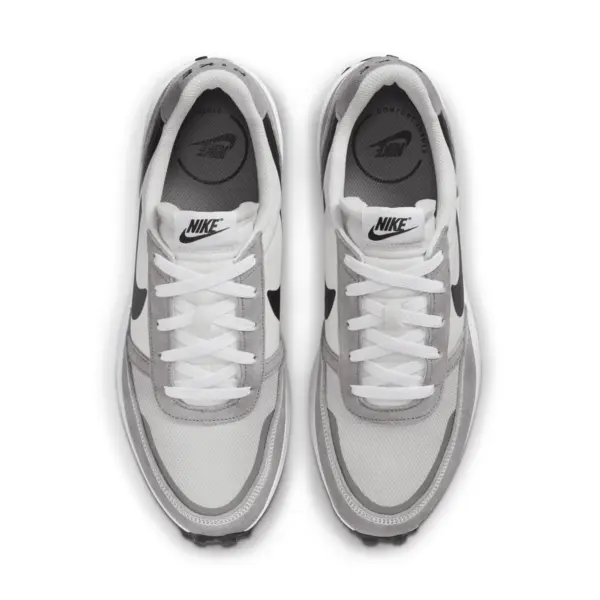 Nike Waffle Nav Sneakers