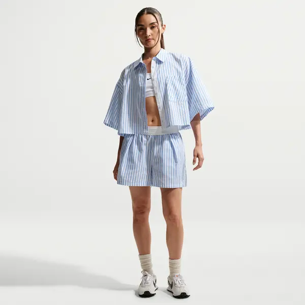 Nike Chill Poplin Loose Mid-rise Stripe Shorts - Blue