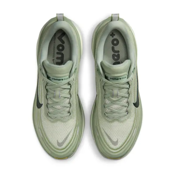 Nike Vomero Plus Road Running Shoes - Green
