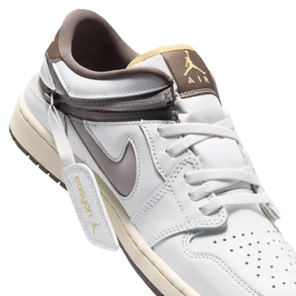 JORDAN 1 Low Easyon Sneakers