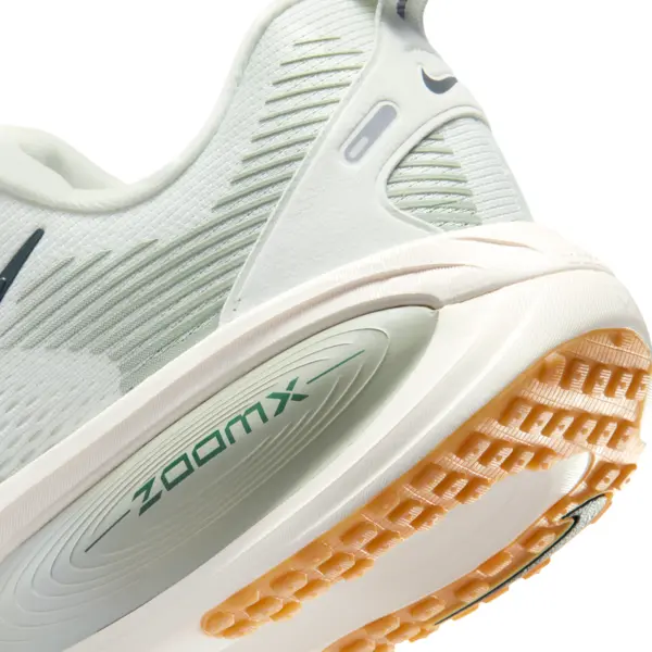 Nike Vomero 18 Road Running Shoes - Grey