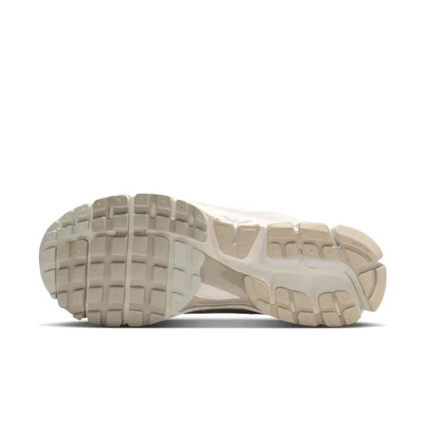 Nike Zoom Vomero 5 Sneakers - Grey