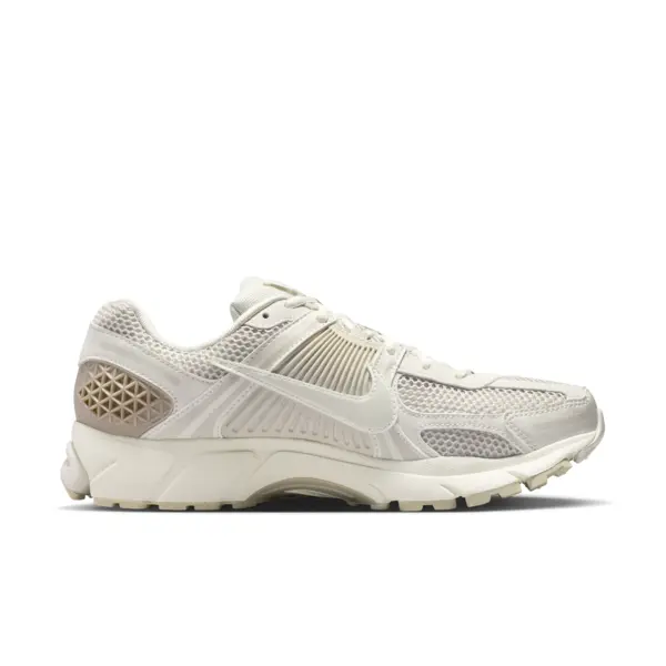 Nike Zoom Vomero 5 Sneakers - Grey