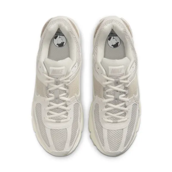 Nike Zoom Vomero 5 Sneakers - Grey