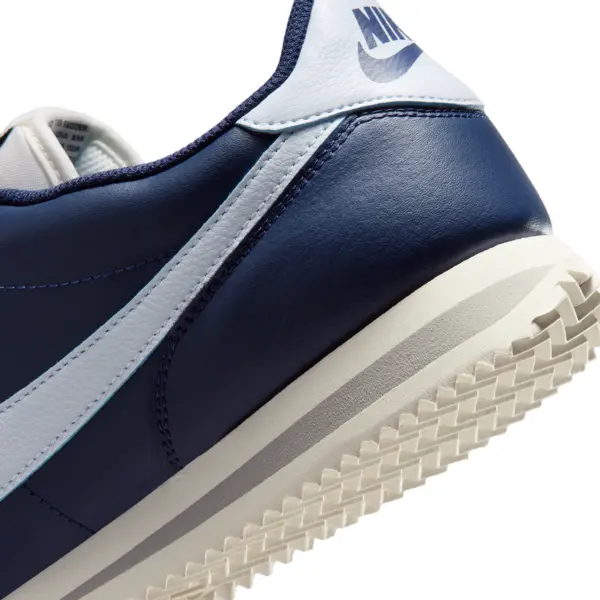 Nike Cortez Leather Sneakers - Blue