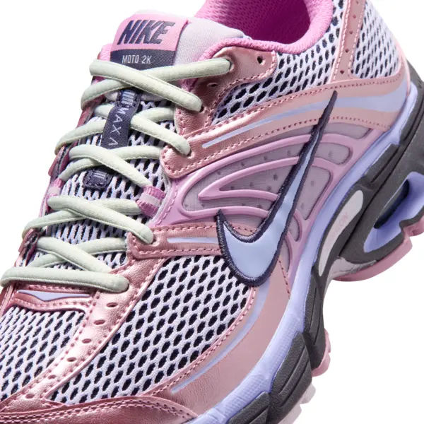 Nike Max Moto 2k Sneakers With Reflective Accents - Purple