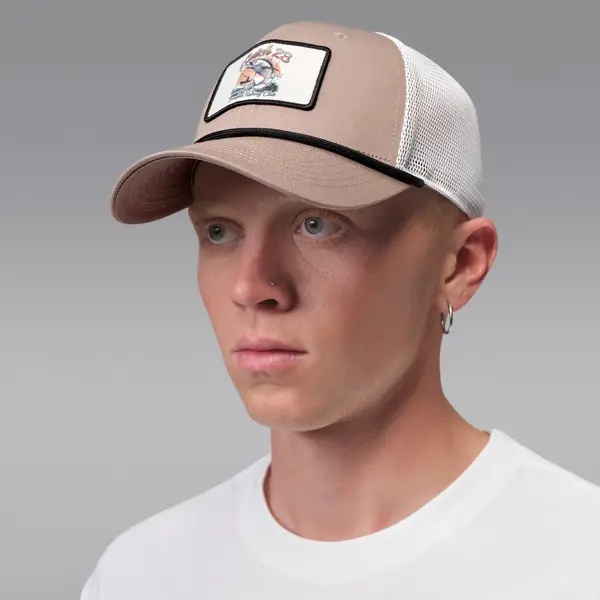 JORDAN Rise Structured Trucker Hat - Brown