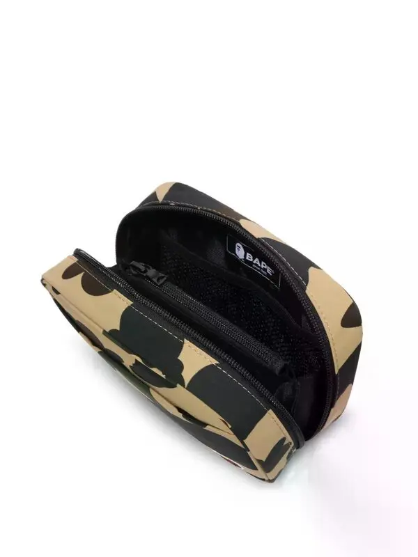 A BATHING APE 1st Camo Wash Bag