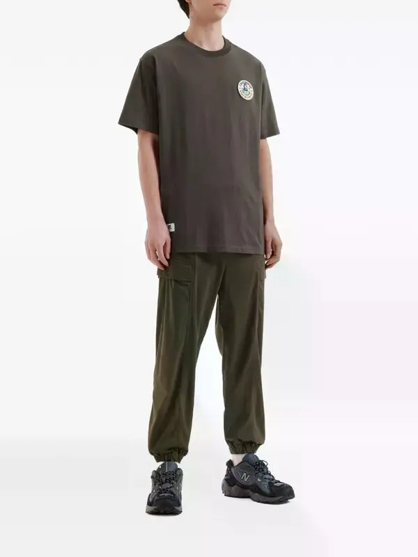 CHOCOOLATE Graphic-patch T-shirt - Brown
