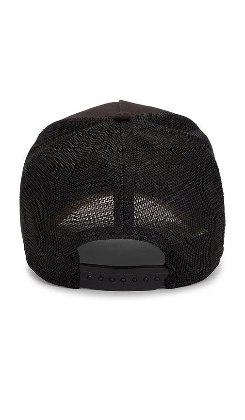 GOORIN BROS The Guard Dog Embroidered Trucker Hat