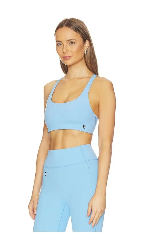 On Studio Bra In Baby Blue