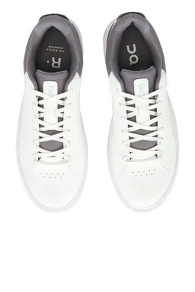 On The Roger Advantage Sneakers