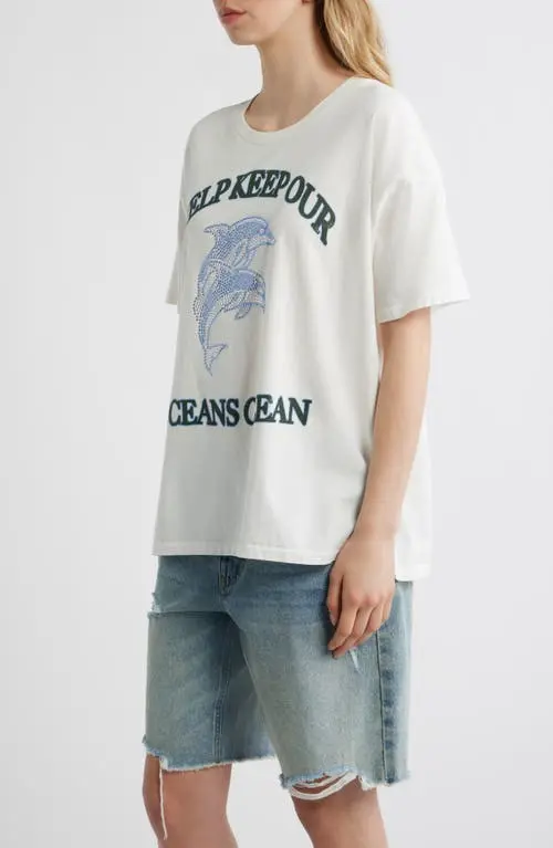 Daydreamer Graphic T-shirt