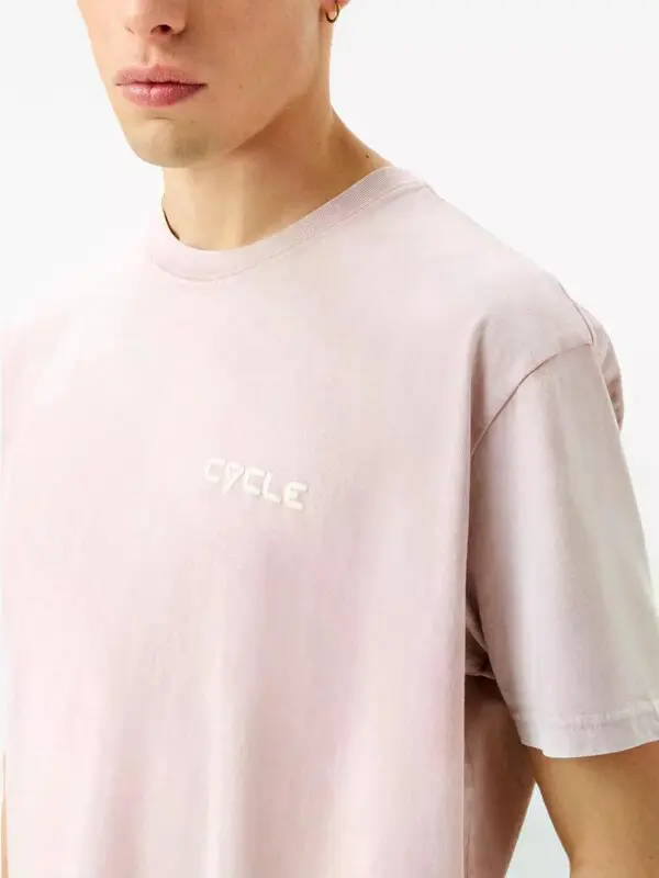 CYCLE Over Logo-print T-shirt