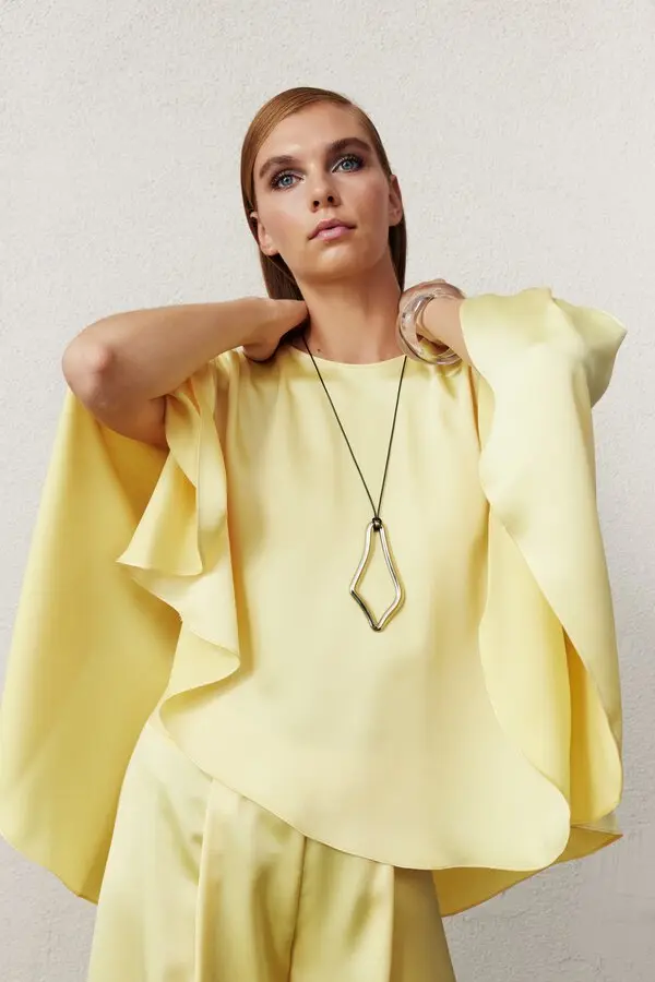 NAZLI CEREN Viona Satin Cape - Yellow