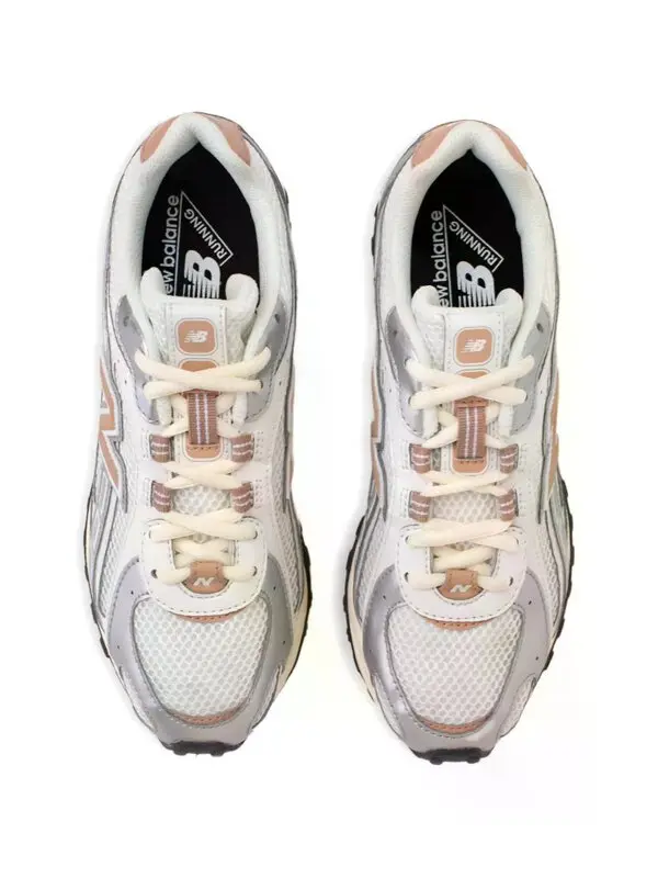 NEW BALANCE 204l Panelled Sneakers