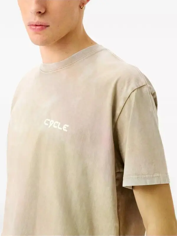 CYCLE Over Logo-print T-shirt