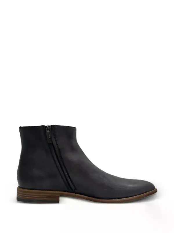 TOD'S Almond-toe Zipped Ankle Boots