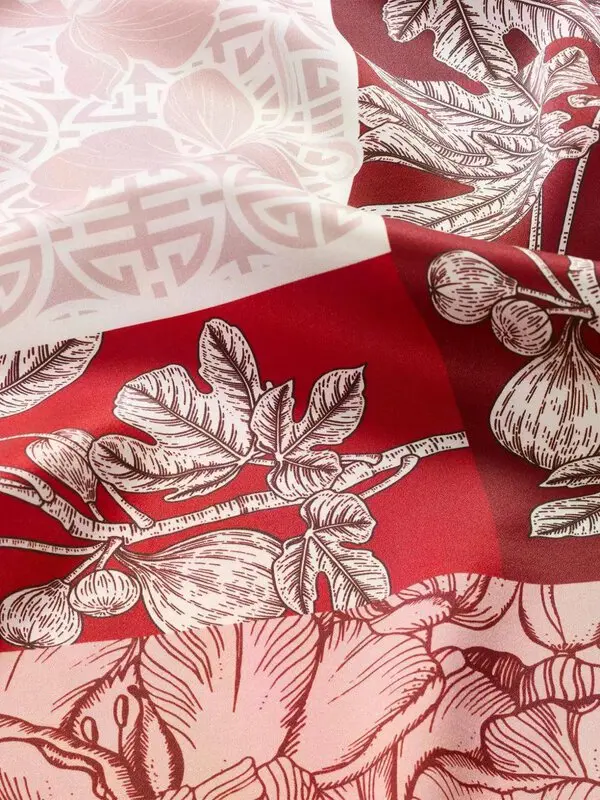 Shanghai Tang Hui-print Silk Scarf