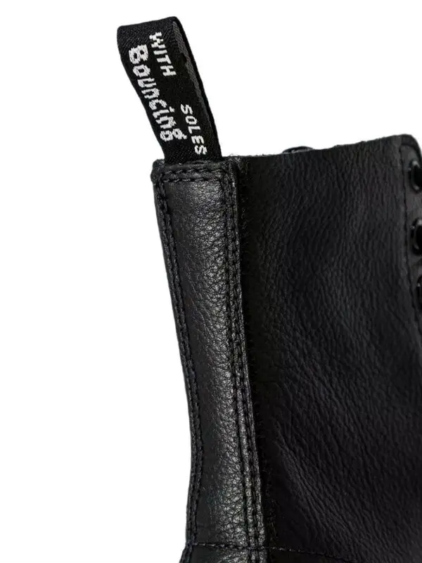 Dr. Martens 1460 Pascal Boots