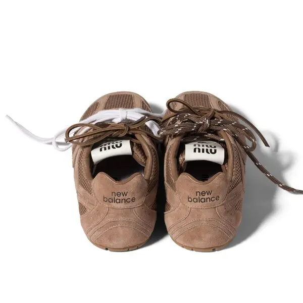 Miu Miu X New Balance 530 Suede And Mesh Sneakers - Hazelnut