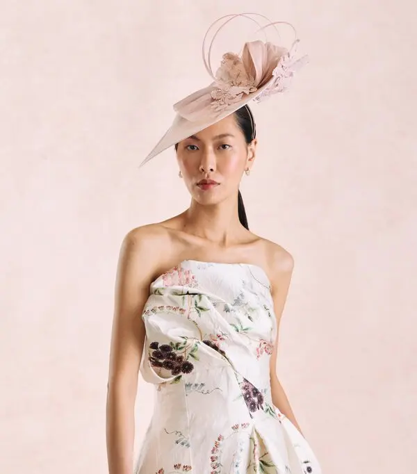 VIVIEN SHERIFF Appliqué Arabesque Percher Hat - Pink